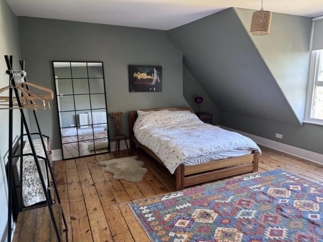 Room at Mountgrove Road, Greater London