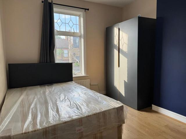 Room at Moyers Road, Greater London