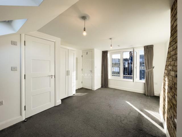 Room at Napier Road, Greater London