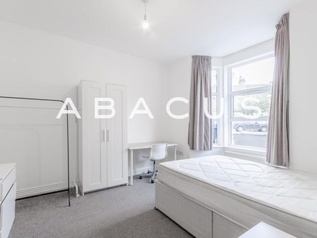 Room at Napier Road, Greater London