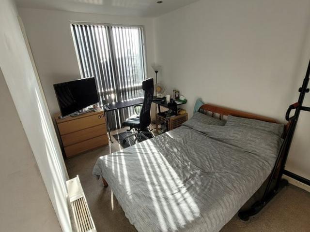 Room at Narrow Lewins Mead, Bristol