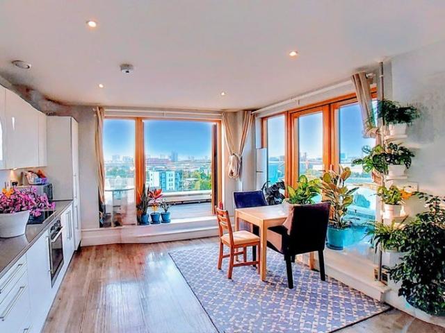 Room at Naval Row, Greater London