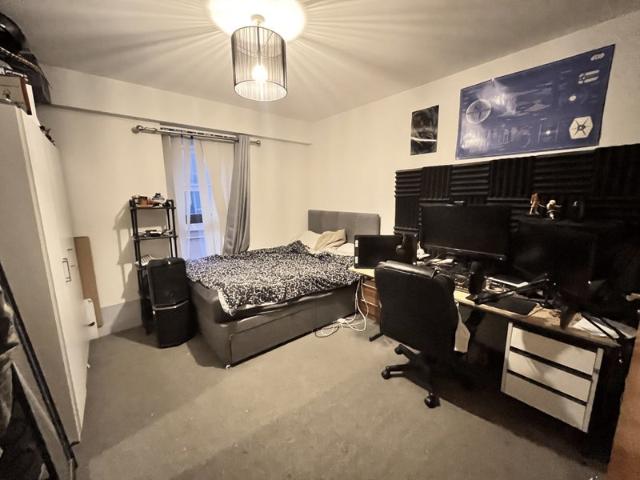 Room at Navigation Street, Manchester