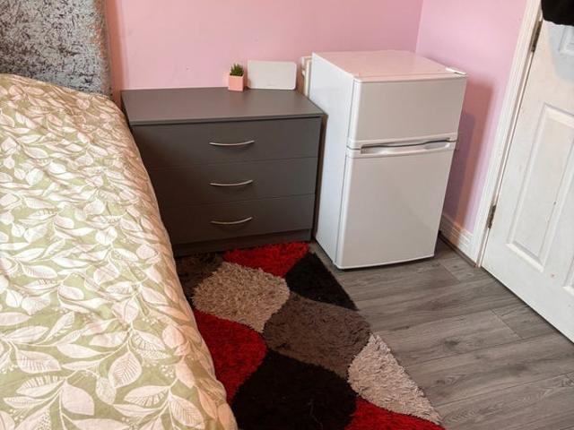Room at Navigation Way, Birmingham