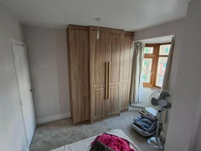 Room at Naylor Road, Greater London