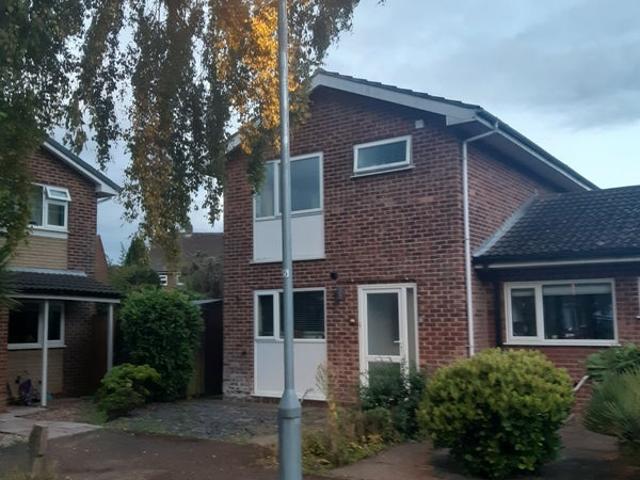 Room at Nearsby Drive, Rushcliffe