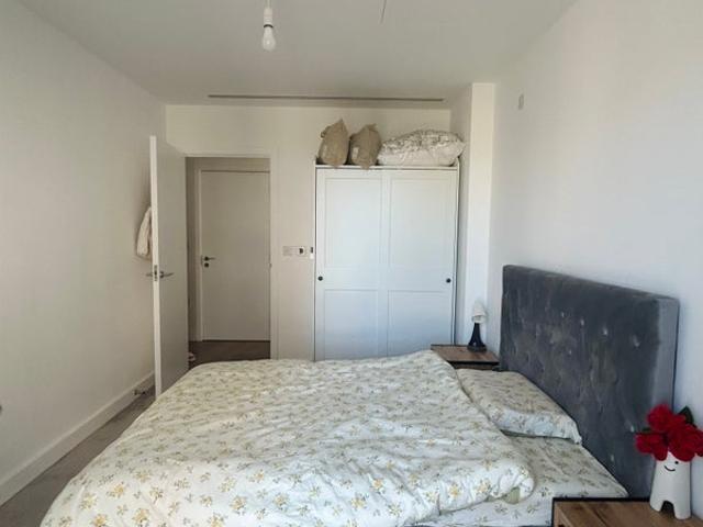 Room at Needell Road, Greater London