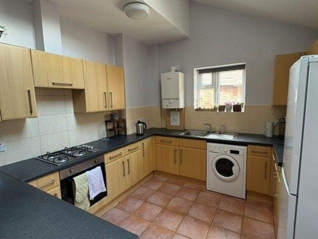 Room at Neill Road, Sheffield
