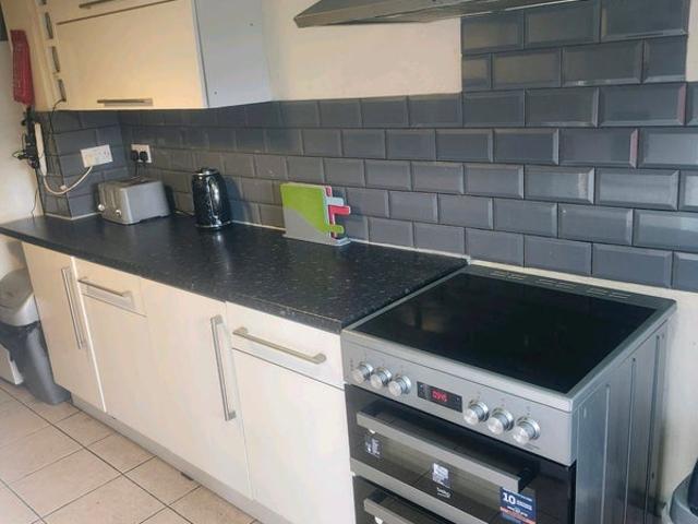 Room at Nelson Road, Basildon