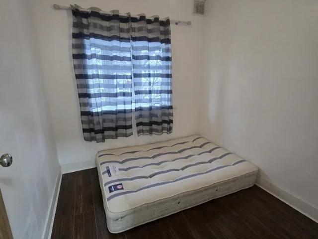 Room at Nelson Road, Greater London