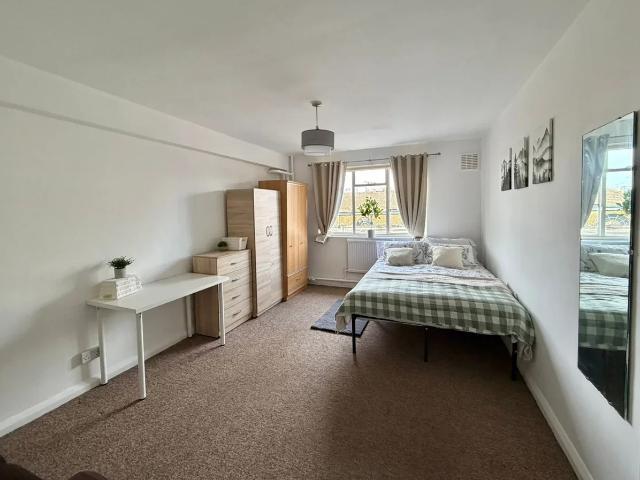 Room at Nelson Street, Greater London