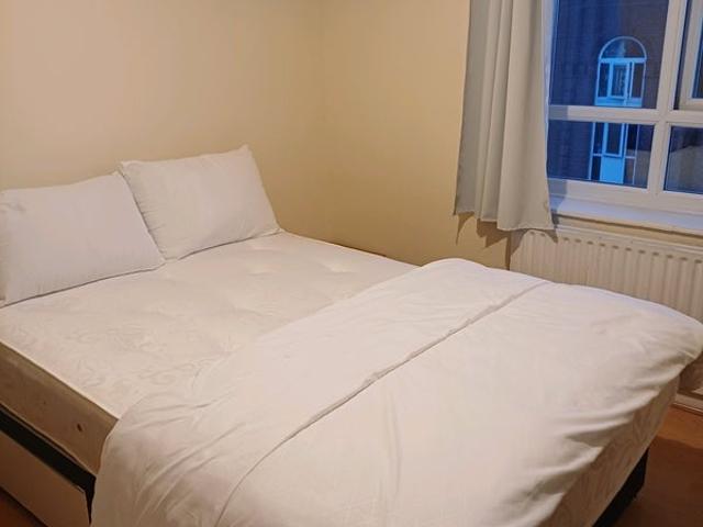 Room at Nelson's Row, Greater London