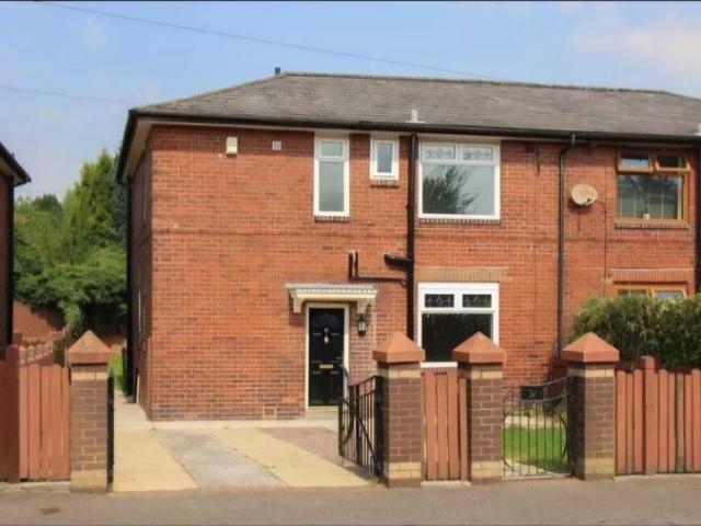 Room at Neston Road, Milnrow