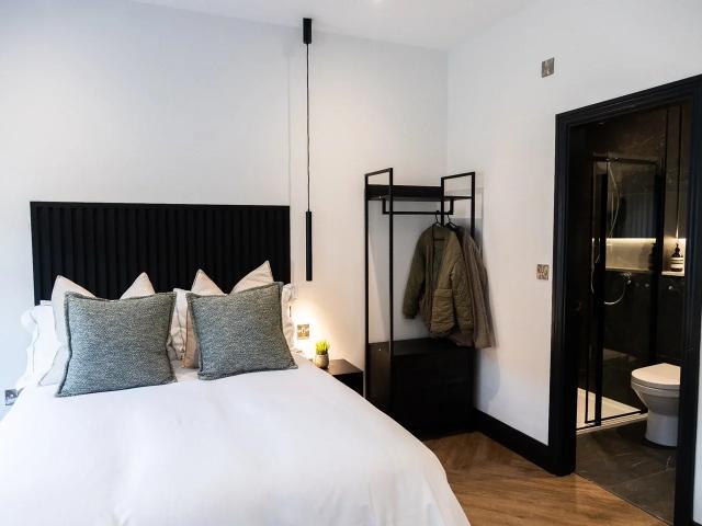 Room at New Bridge Street, Newcastle upon Tyne