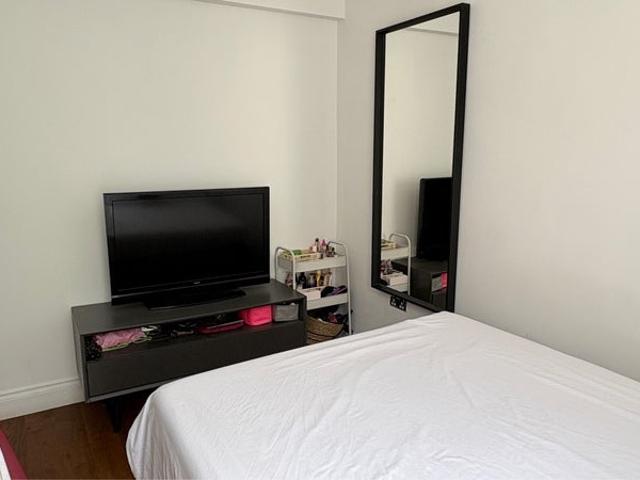 Room at New Cross Road, Greater London