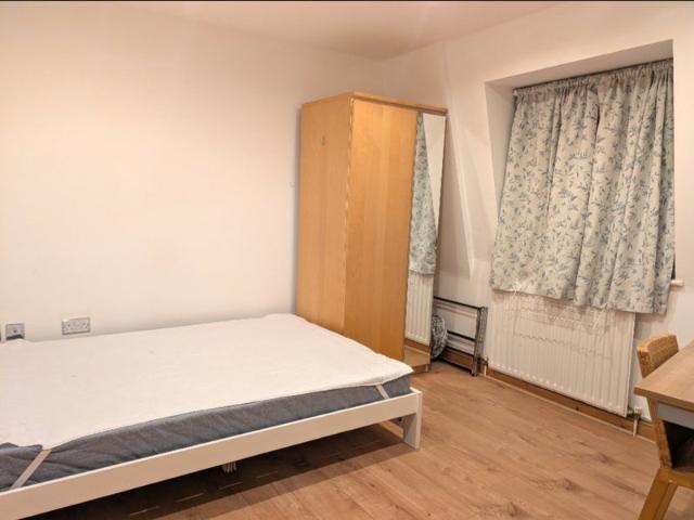 Room at New Cross Road, Greater London