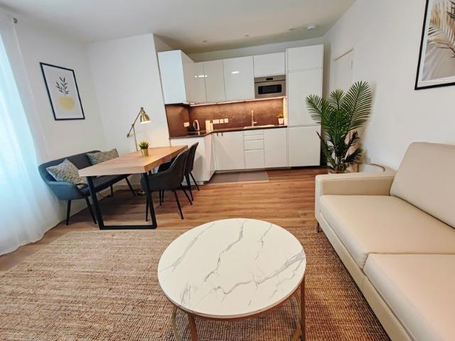 Room at New Cross Road, Greater London