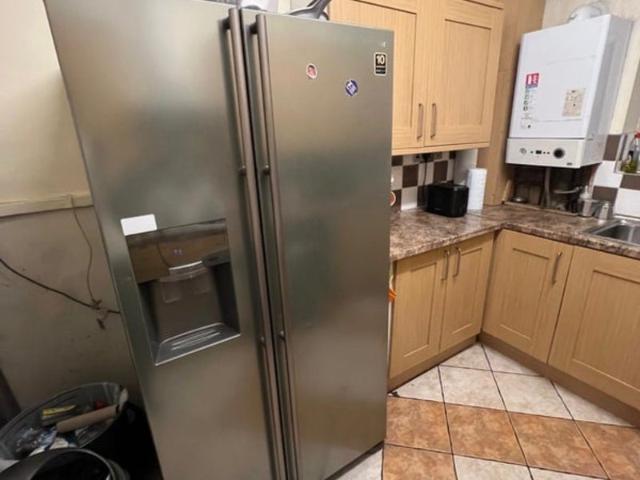 Room at New Kent Road, Greater London