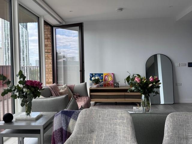 Room at New Lion Way, Greater London
