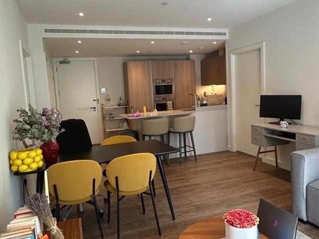 Room at New Mill Road, Greater London