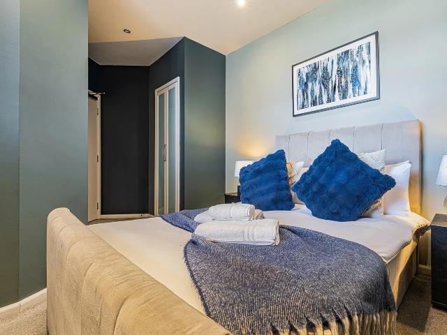 Room at New Road, Brighton