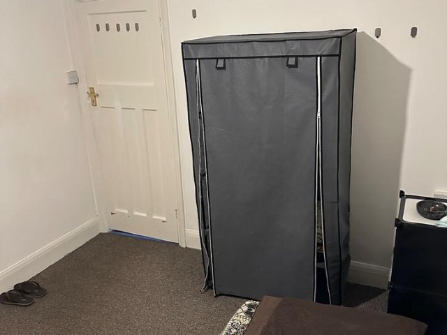 Room at New Road, Greater London