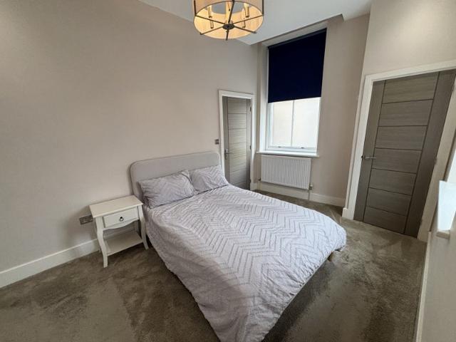 Room at New Street, Chelmsford