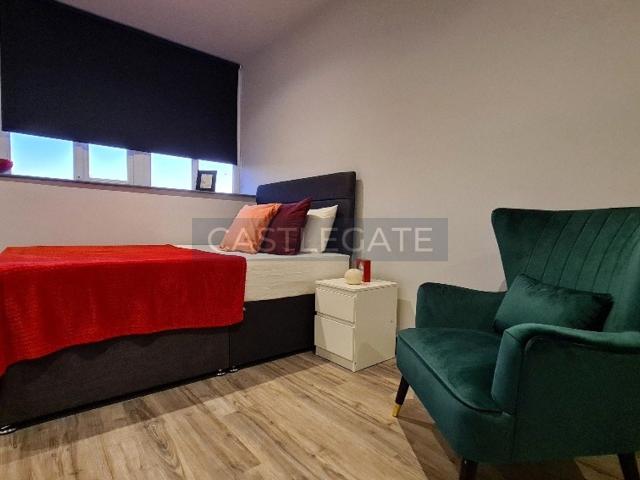Room at New Street, Kirklees