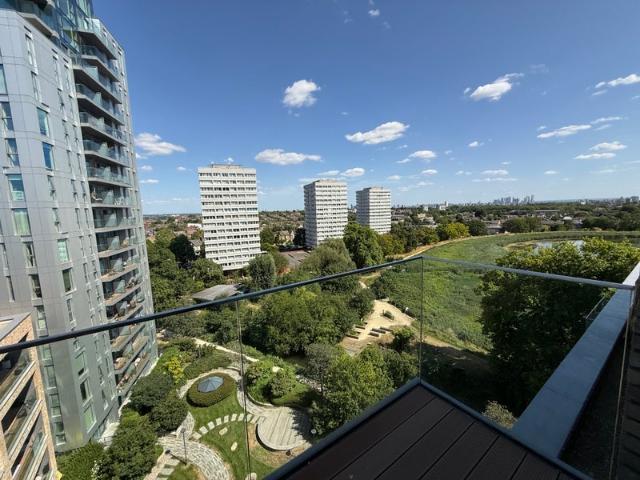 Room at Newnton Close, Greater London
