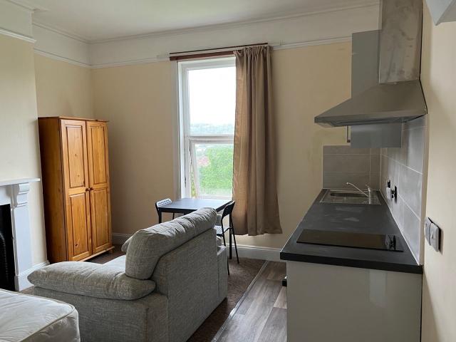Room at Newbridge Road, Bath