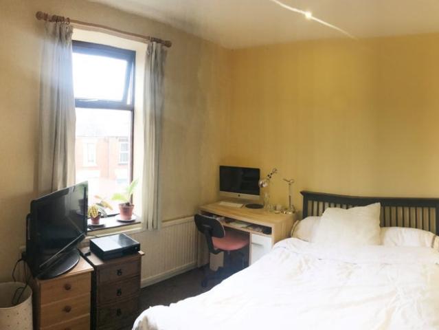 Room at Newent Lane, Sheffield