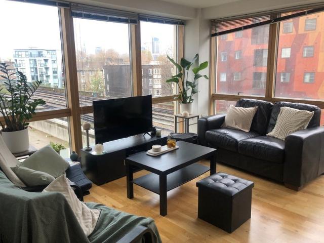 Room at Newington Causeway, Greater London