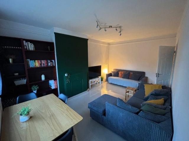 Room at Newland Court, Greater London