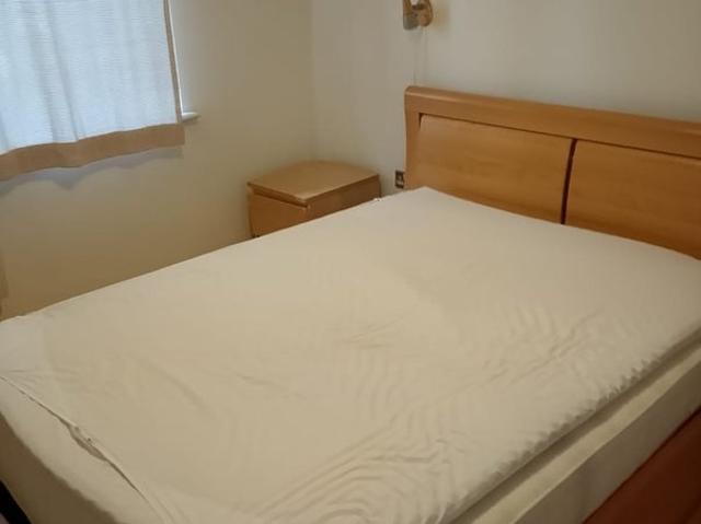Room at Newport Avenue, Greater London