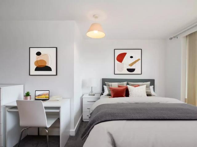 Room at Newport Avenue, Greater London