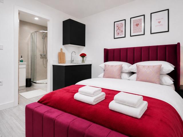 Room at Newport Road, Cardiff