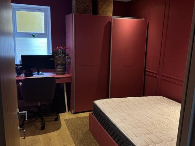 Room at Newport Road, Cardiff