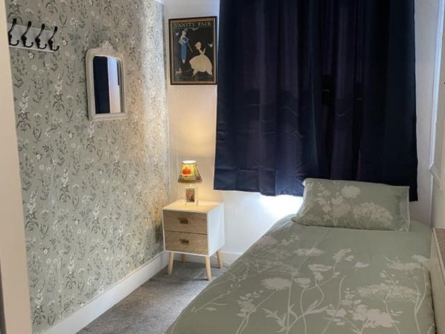 Room at Newport Road, Greater London