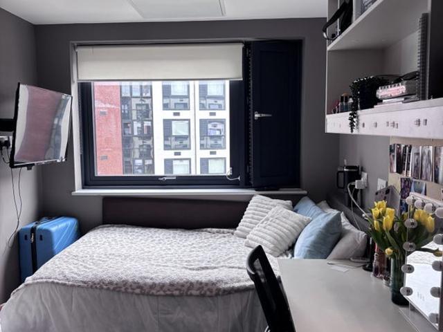 Room at Newport Road Lane, Cardiff