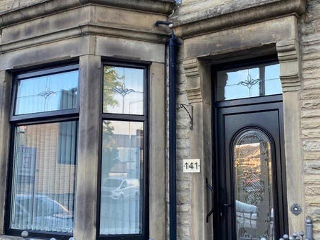 Room at Netherby Street, Burnley