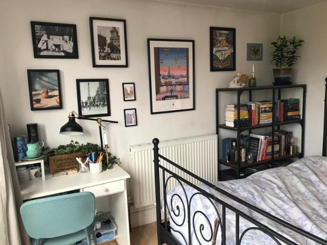 Room at Nevill Road, Greater London