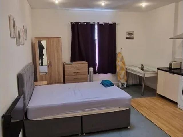 Room at Nicholls Street, Sandwell