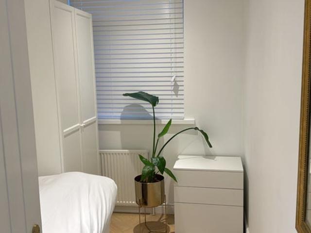 Room at Nichols Green, Greater London
