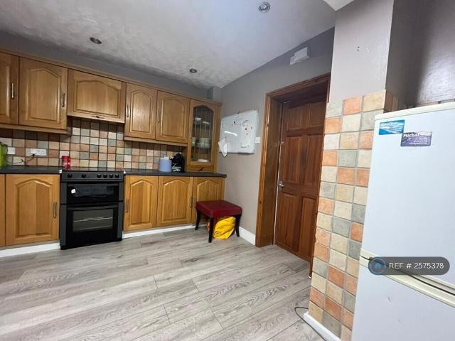 Room at Nicholson Road, Greater London