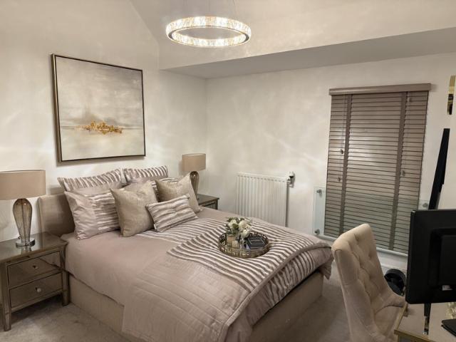 Room at Niblick Green, Chelmsford