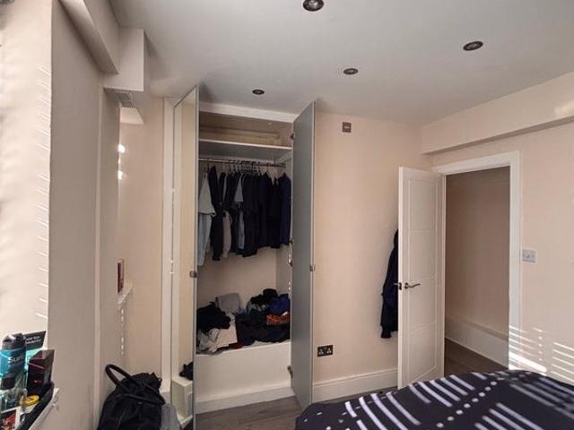 Room at Nightingale Lane, Greater London