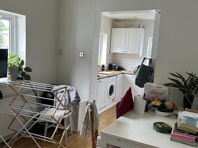 Room at Nightingale Road, Greater London