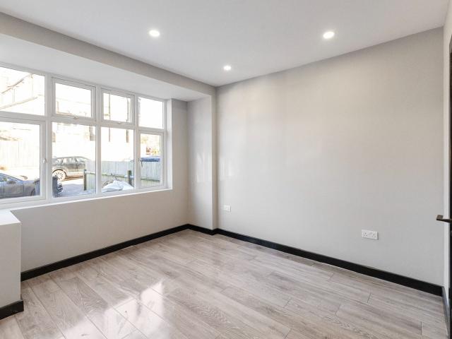 Room at Niederwald Road, Greater London