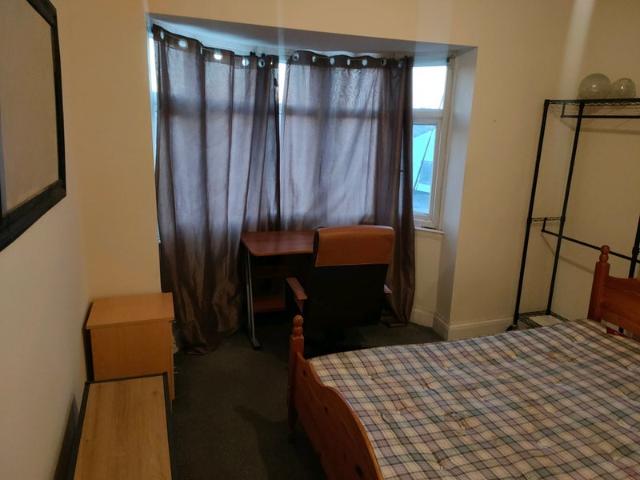 Room at Nimmings Road, Halesowen