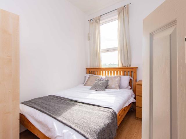 Room at Noel Street, Nottingham